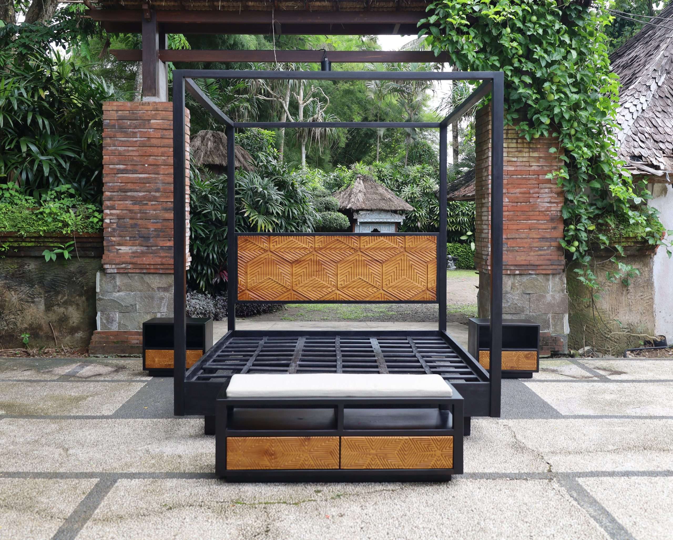 Four Poster Bed Linear In Teak - Tarita Furniture